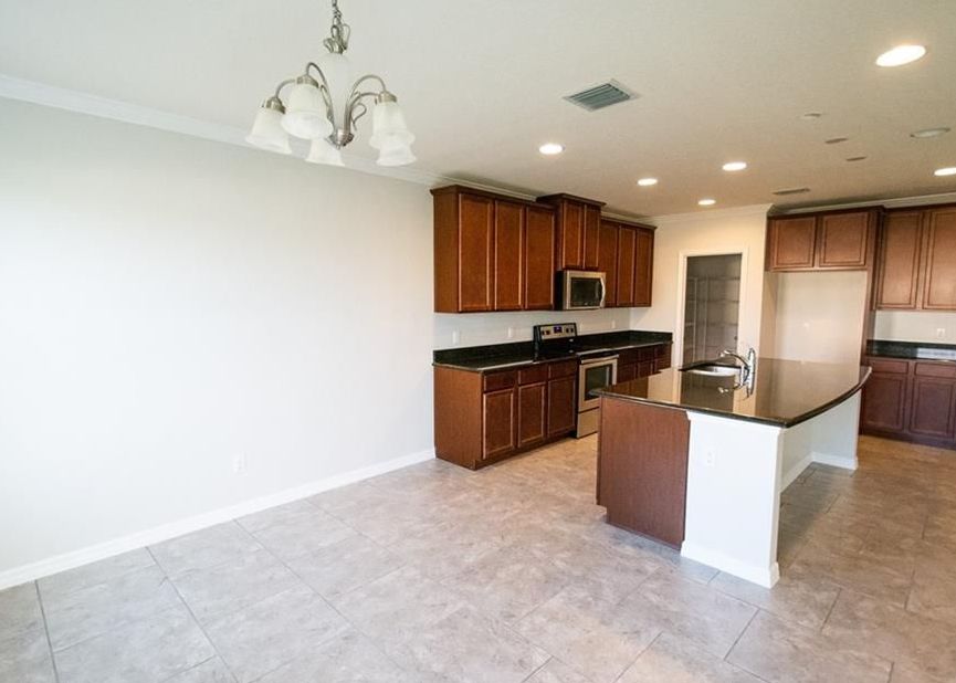 Monticello Way, Kissimmee, FL Pre-ejecucion $147,800 - 4 DO/ 3 BA ...